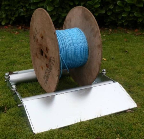 Compact Roll on Cable Drum Rotator (Model Number: DR1C) - Trailer and ...